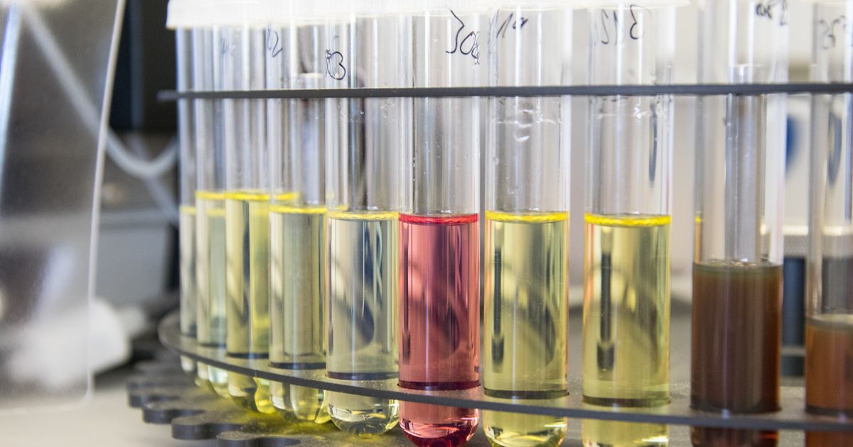 Fuels test laboratory